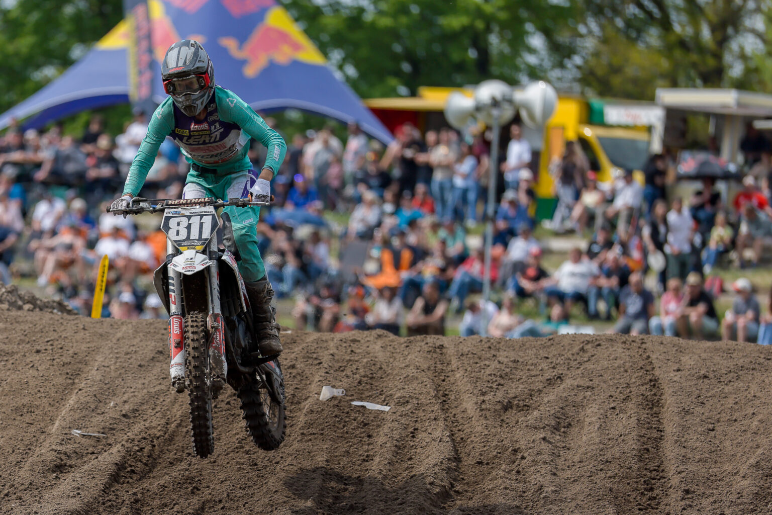 Becker Racing Team behauptet sich erfolgreich in der Sandschlacht von ...